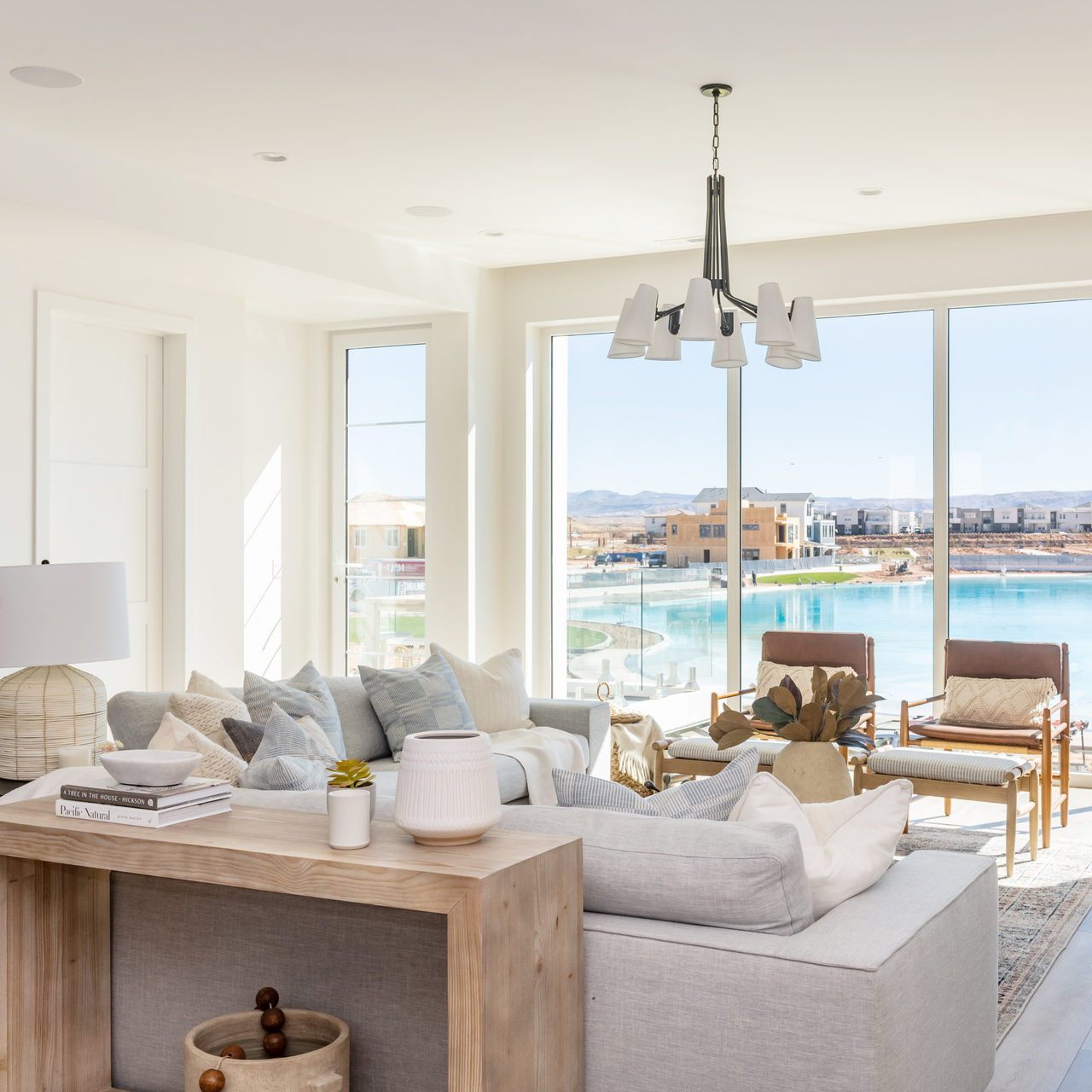 Desert Oasis Project – Becki Owens Living